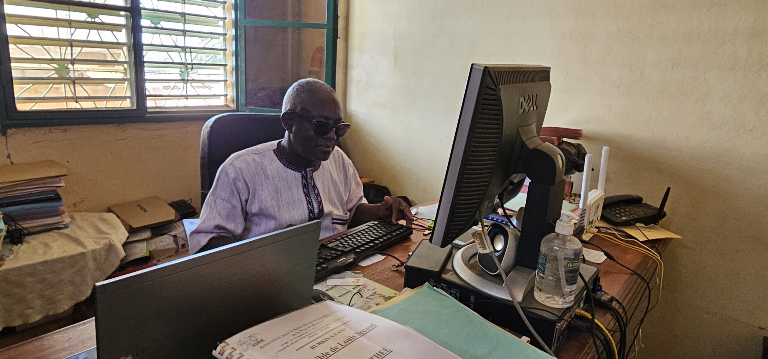 Lucien Naré, l’aveugle qui a ouvert les yeux aux langues nationales ...