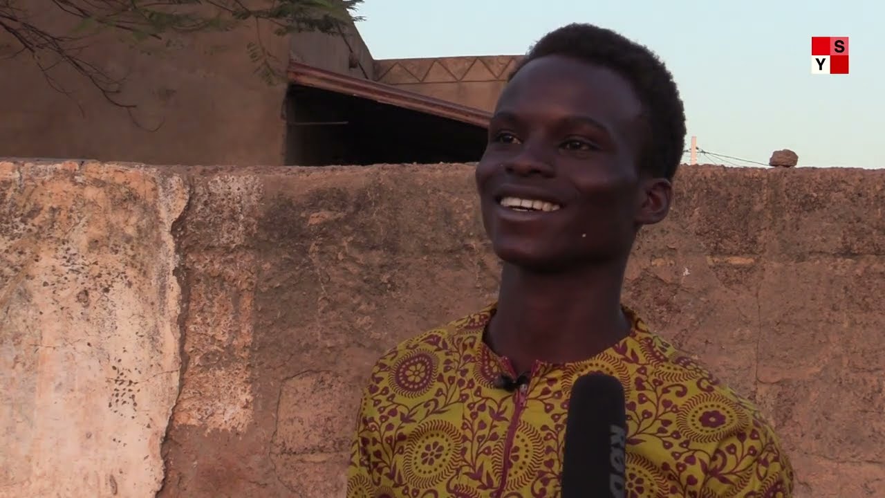Innocent, un génie dans la construction de crèches - Studio Yafa ...